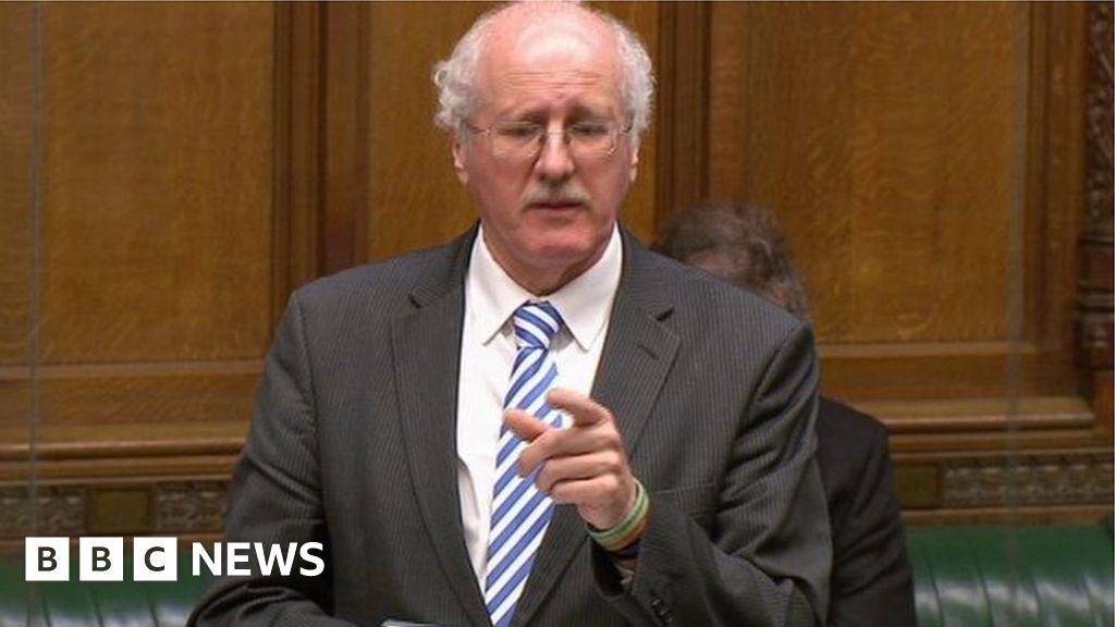 DUP MP on mission to keep Christ in Christmas - BBC News