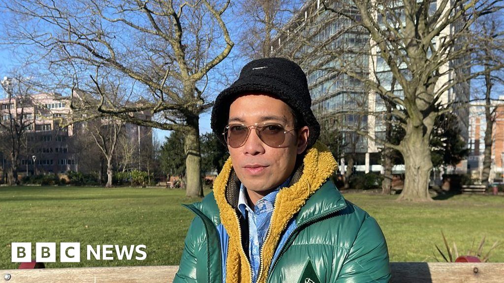 Reading stabbings: Witness visits park for first time since attack