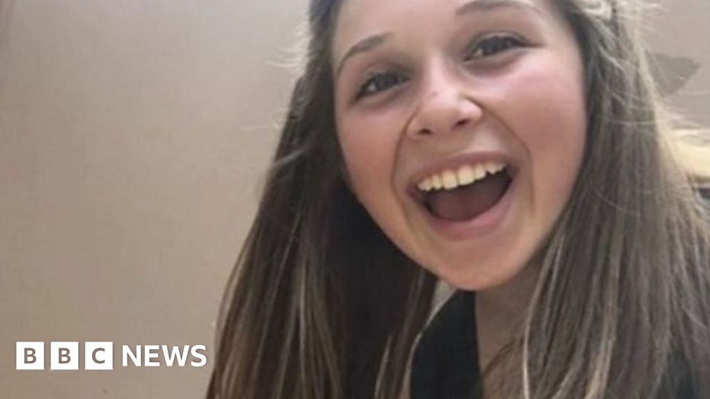 Teenage killers could get more prison time with 'Ellie's Law' - BBC News