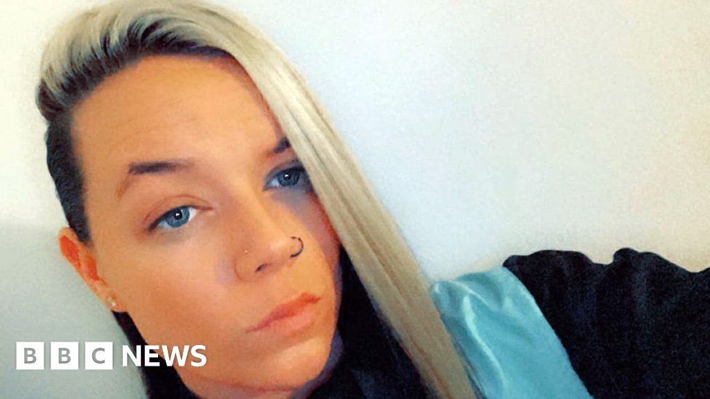 Pier murder accused pushed woman for fun, jury told