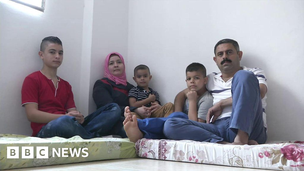 Syrian family granted asylum in UK stuck in Lebanon - BBC News