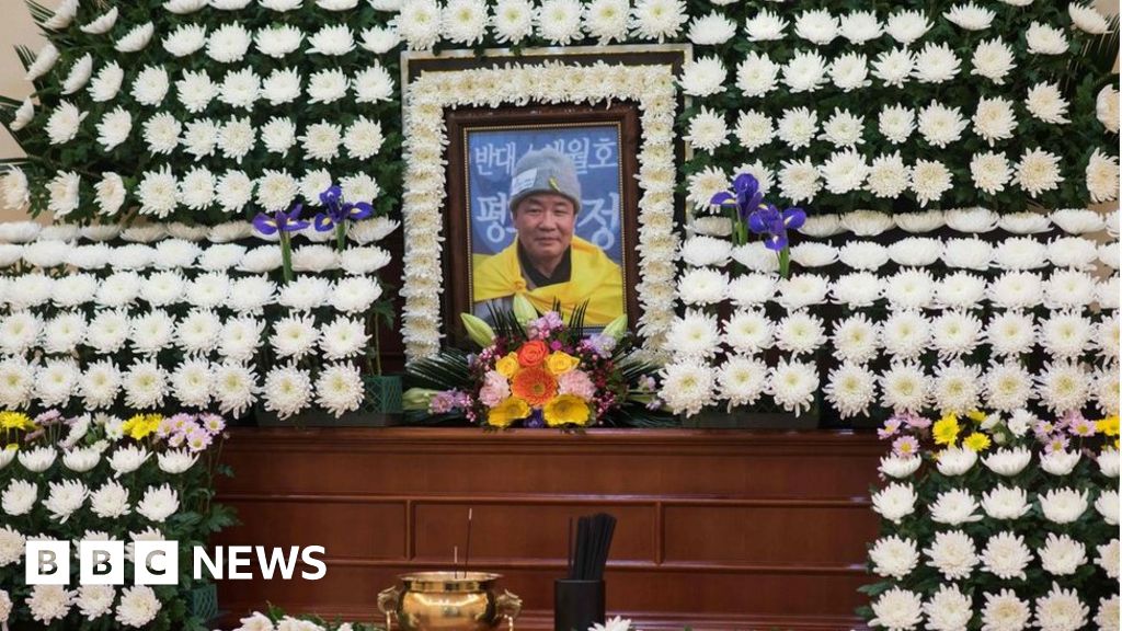 S Korean Monk Dies After Sex Slave Self Immolation Protest Bbc News