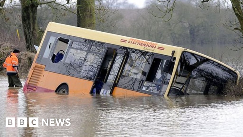 Easingwold School bus flood rescue: Driver jailed - BBC News