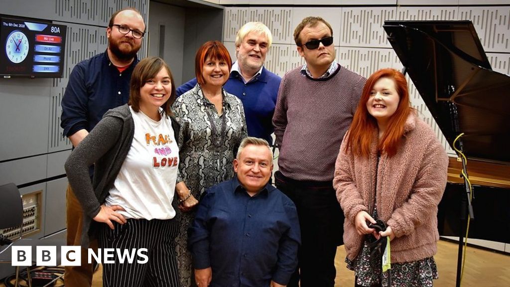 Transcript: 'I pushed Kelly Fletcher off the stool' - BBC News