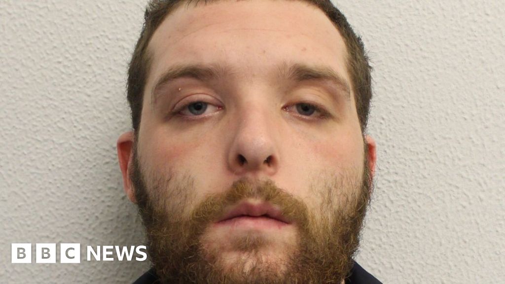 Convicted on-the-run rapist hunted by Met Police - BBC News