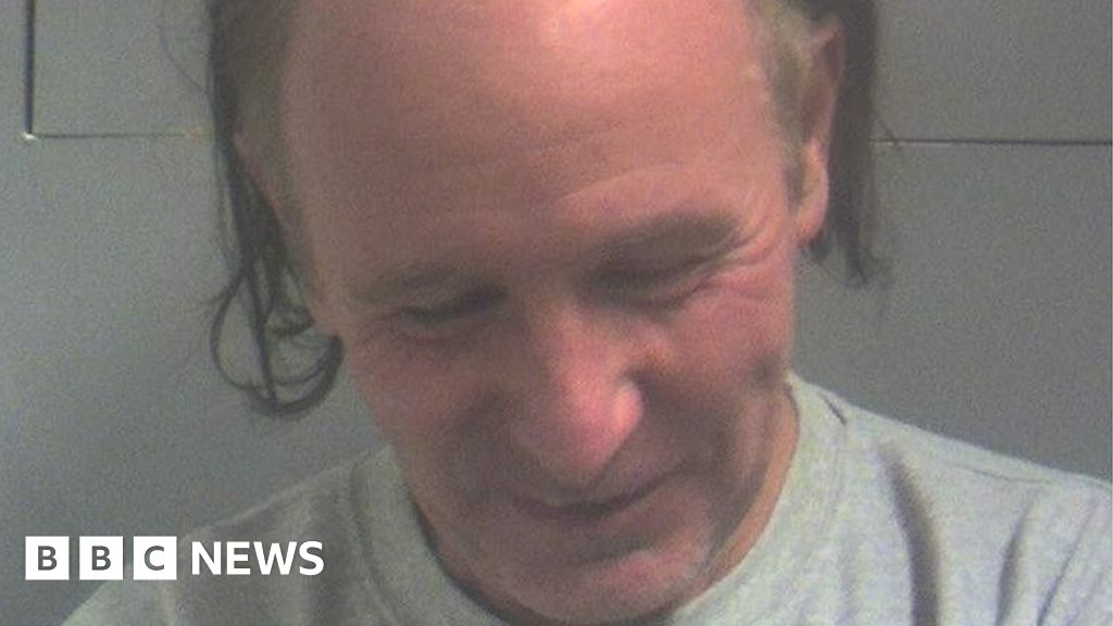 Man who burned down Whitland farmhouse jailed for five years - BBC News