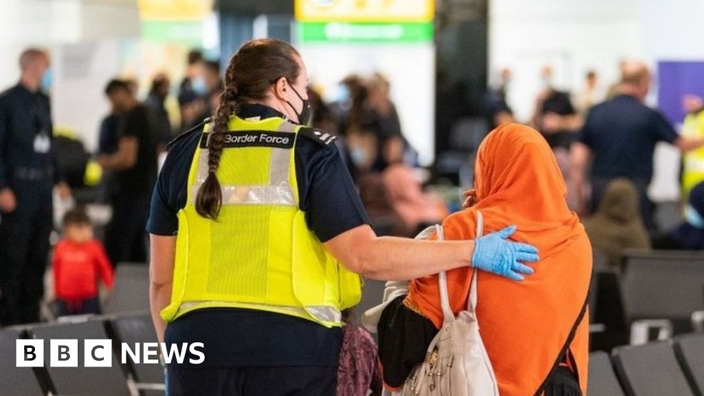 Hackney Council launches service to help asylum seekers