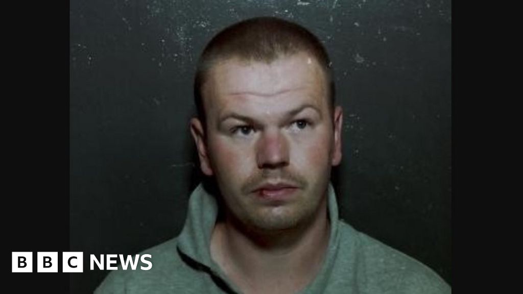 Fife man jailed for killing man in hammer attack over drug debt - BBC News