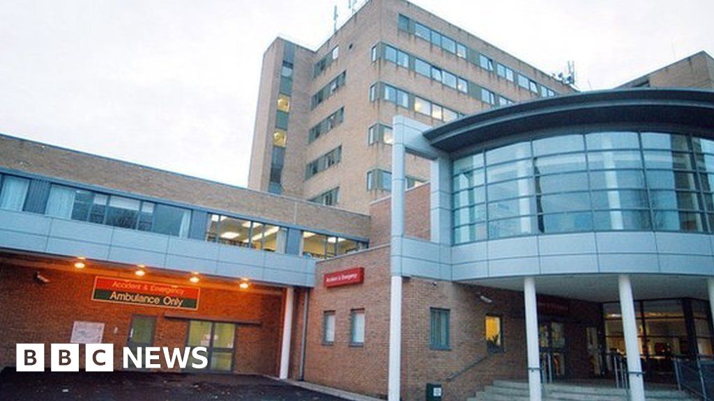 Somerset hospital alert downgraded - BBC News