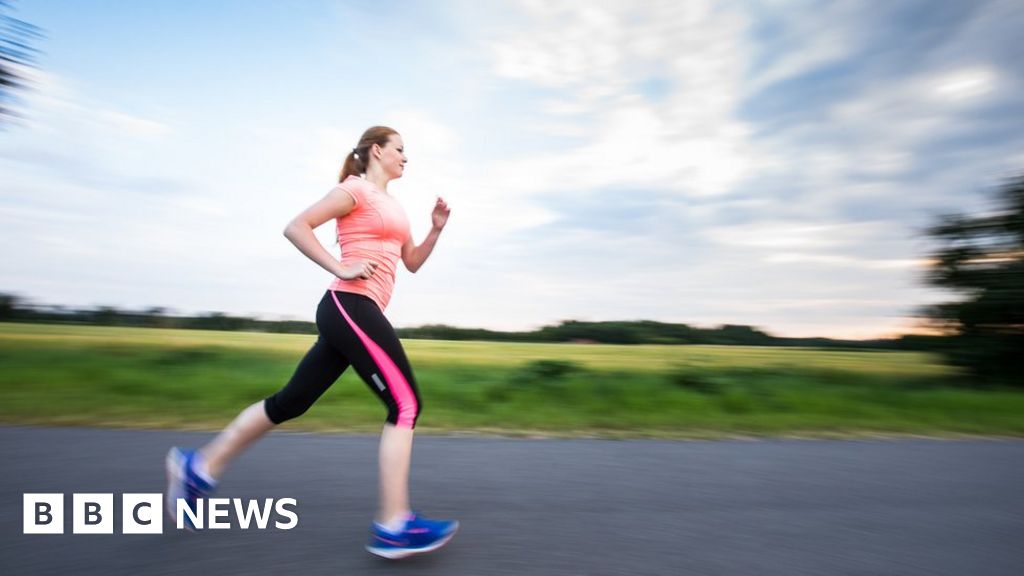 Exercise four hours after learning 'boosts memory' - BBC News