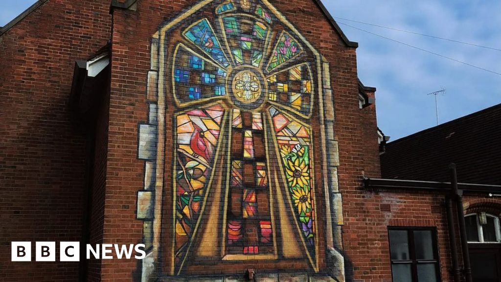 Centenary of Coventry's Earlsdon Methodist Church celebrated - BBC News