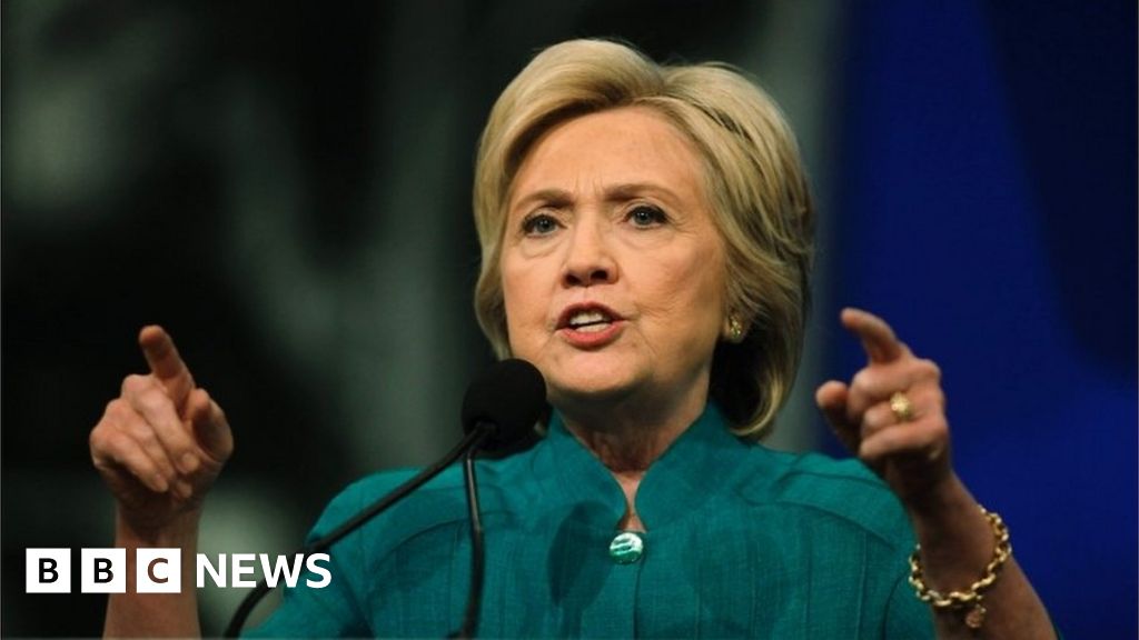US election: Hillary Clinton poised to announce running mate - BBC News