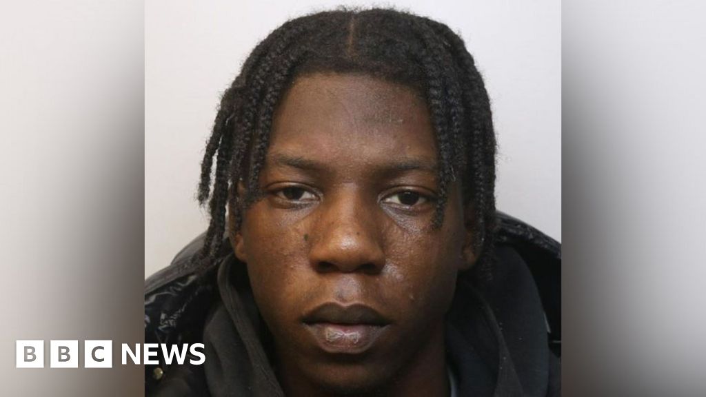 Man jailed for stabbing teenager in the neck during robbery