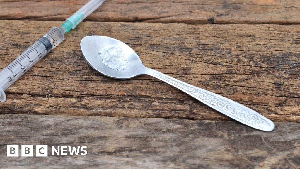 Blood poisoning warning to Dumfries and Galloway drug users - BBC News