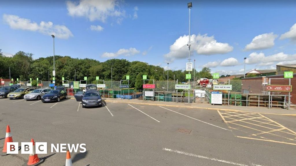 Leeds prepares to open some waste recycling sites - BBC News