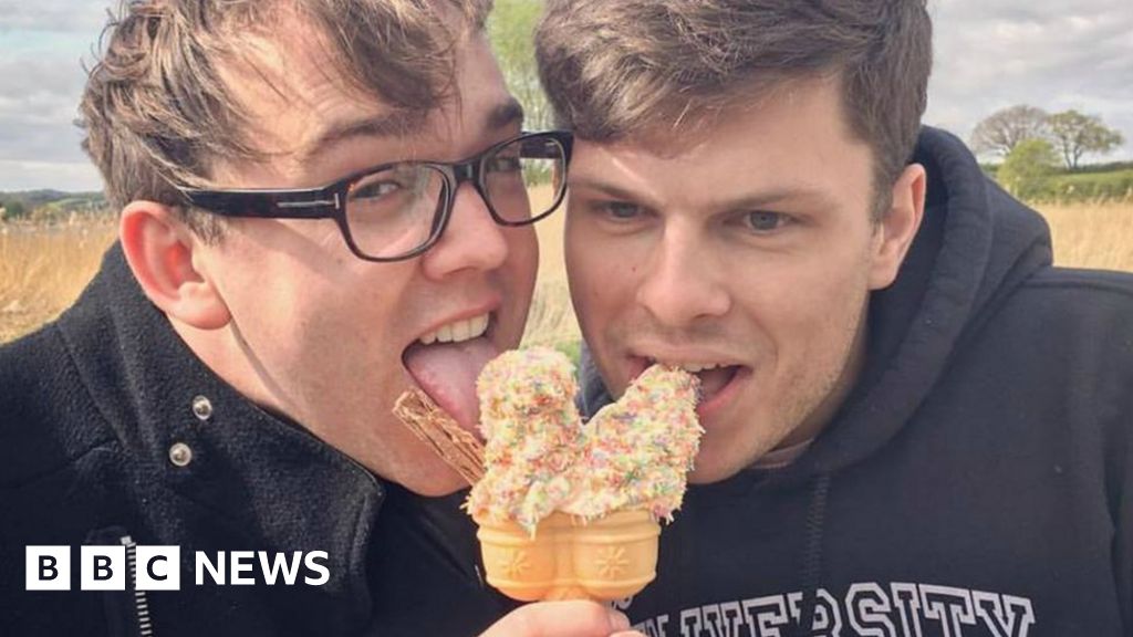 'I didn't worry about getting HIV' - BBC News