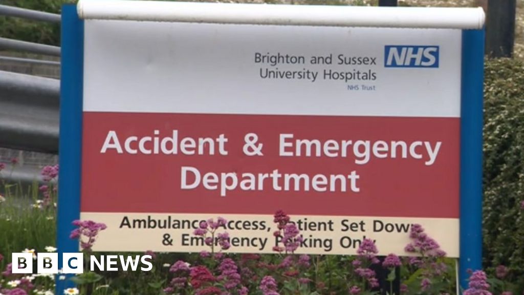 Brighton NHS trust on highest state of alert for weeks - BBC News