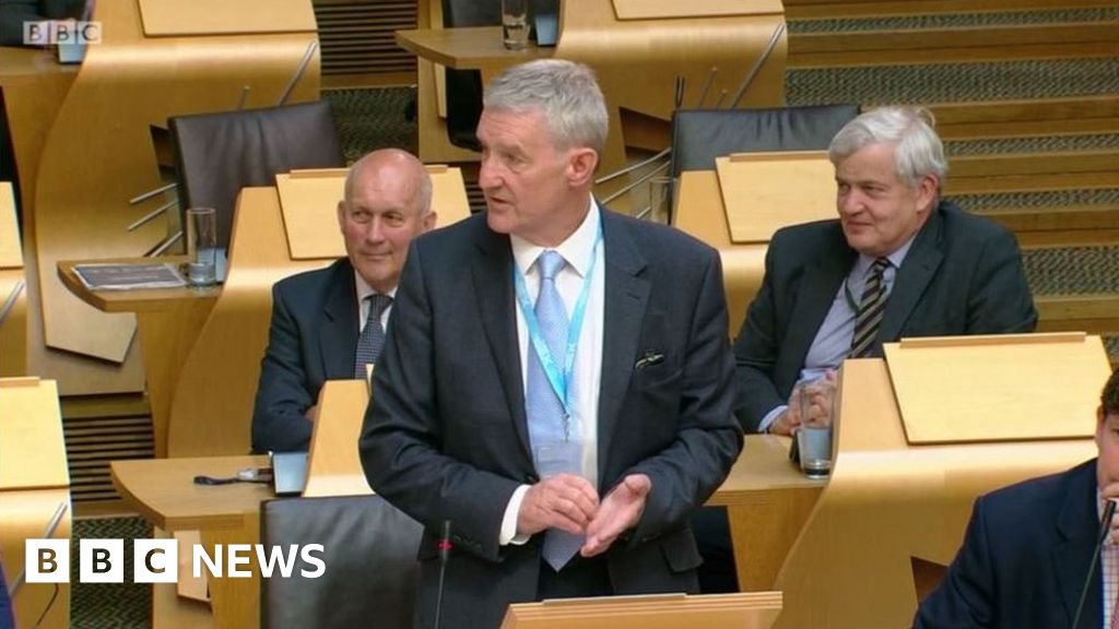 Tory MSP quits front bench over 'foolish' lobbying - BBC News
