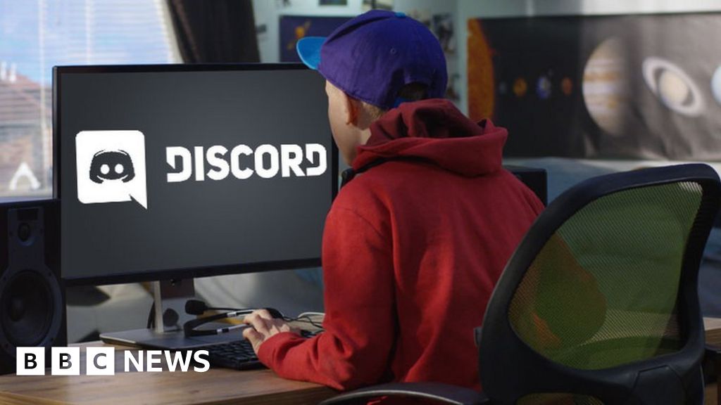 Police force denies creating 'child hacker' poster - BBC News