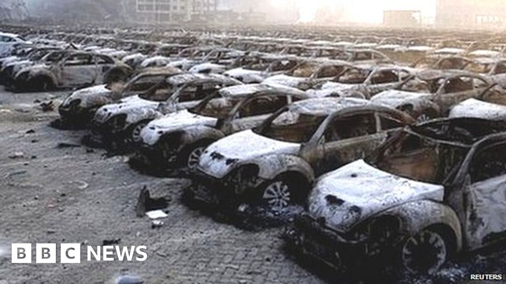 China blasts: Inside the Tianjin blast zone - BBC News