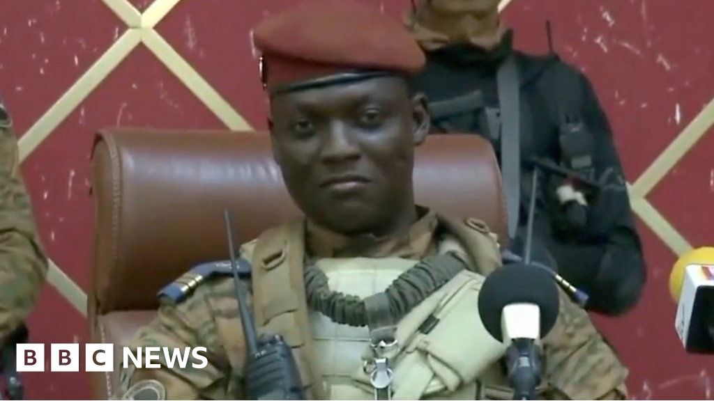 Burkina Faso coup: Who is new leader Ibrahim Traoré? - BBC News