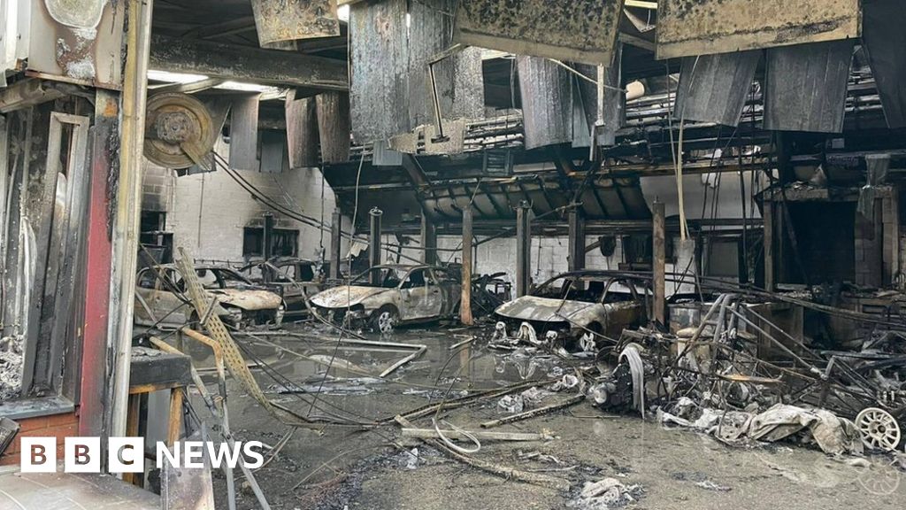 Bridgwater and Taunton College fire guts building - BBC News