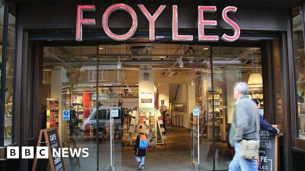 Waterstones buys Foyles to defend bookshops against Amazon - BBC News