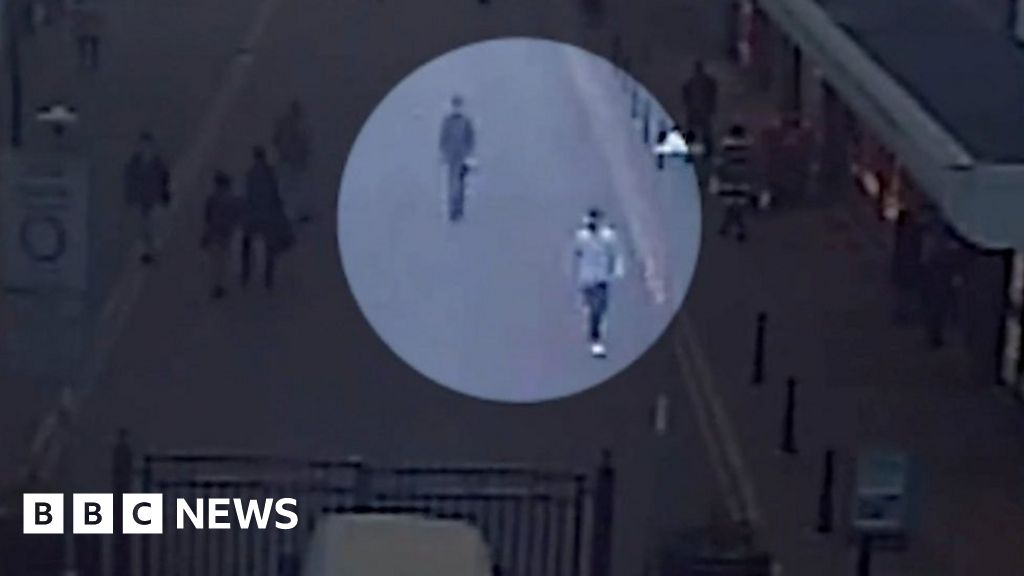 CCTV captures moments before and after Barry murder - BBC News