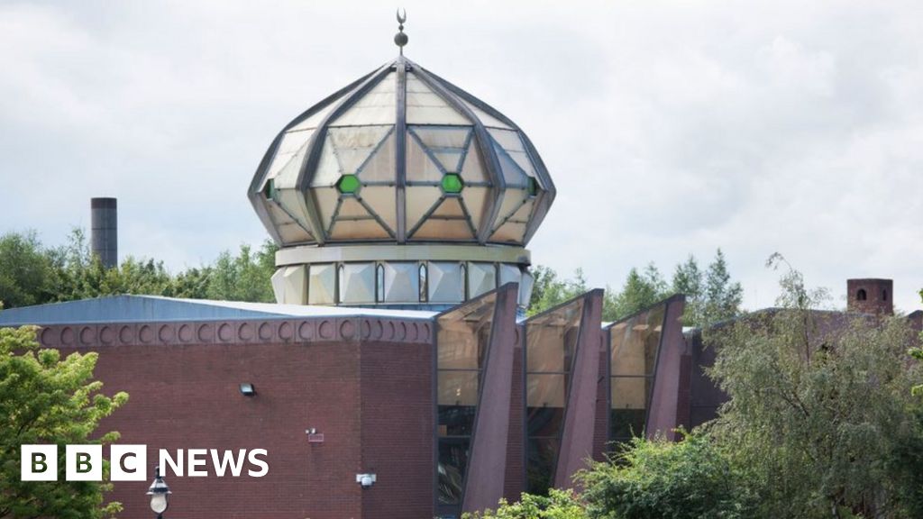 Mosques could be given Scottish government cash to improve security ...