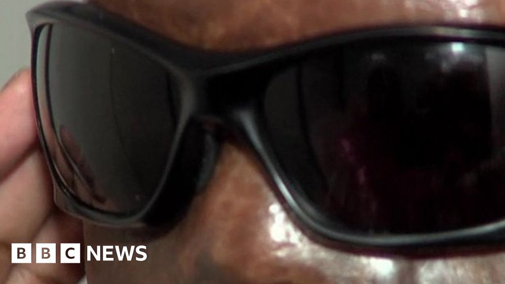 Acid attack victim's voice of defiance - BBC News