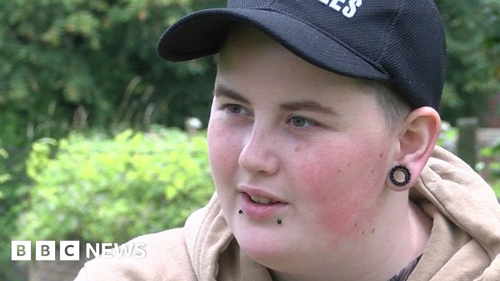 Gender identity support service calls 'rise sixfold' - BBC News
