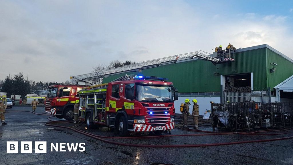 Crews tackle Dumfries industrial estate laundry fire - BBC News