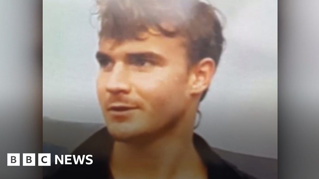 Frankie Morris's mum 'feared worst' after he went missing - BBC News