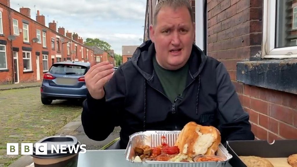 Danny Malin goes viral with Rate My Takeaway videos - BBC News