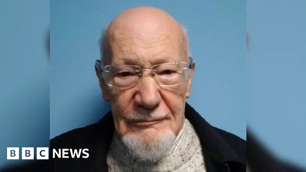 Sexual abuser died after Covid-19 outbreak in HMP Nottingham - BBC News
