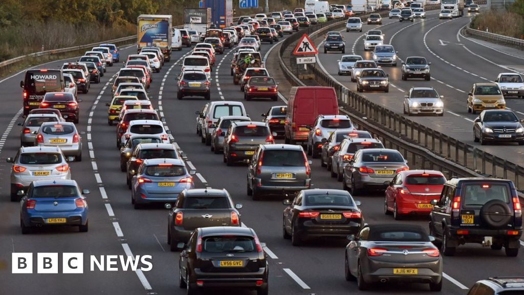 Highways England launches campaign to stop tailgating - BBC News