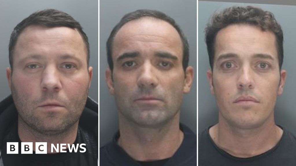 Liverpool drugs gang jailed for smuggling operation - BBC News