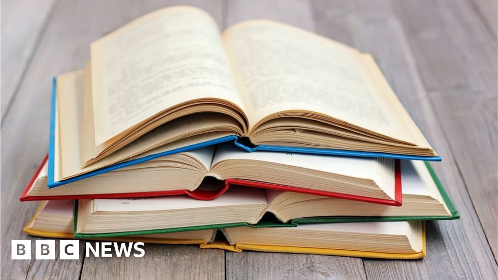 Coronavirus: Libraries reopen with reserve and collect service - BBC News