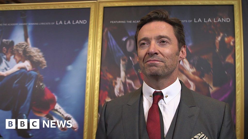 All aboard for Hollywood premiere