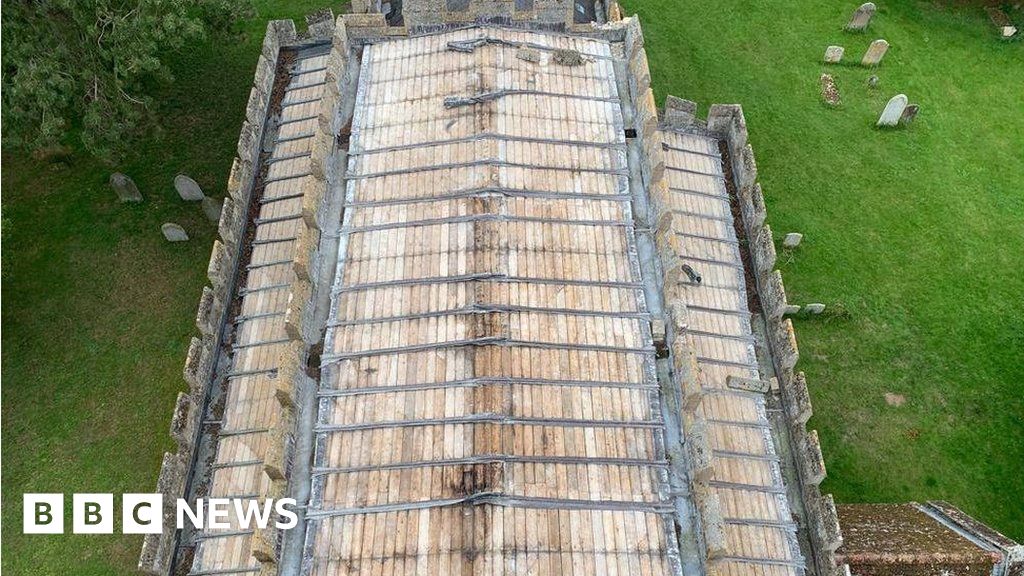 Whaddon village church roof stripped bare of lead - BBC News