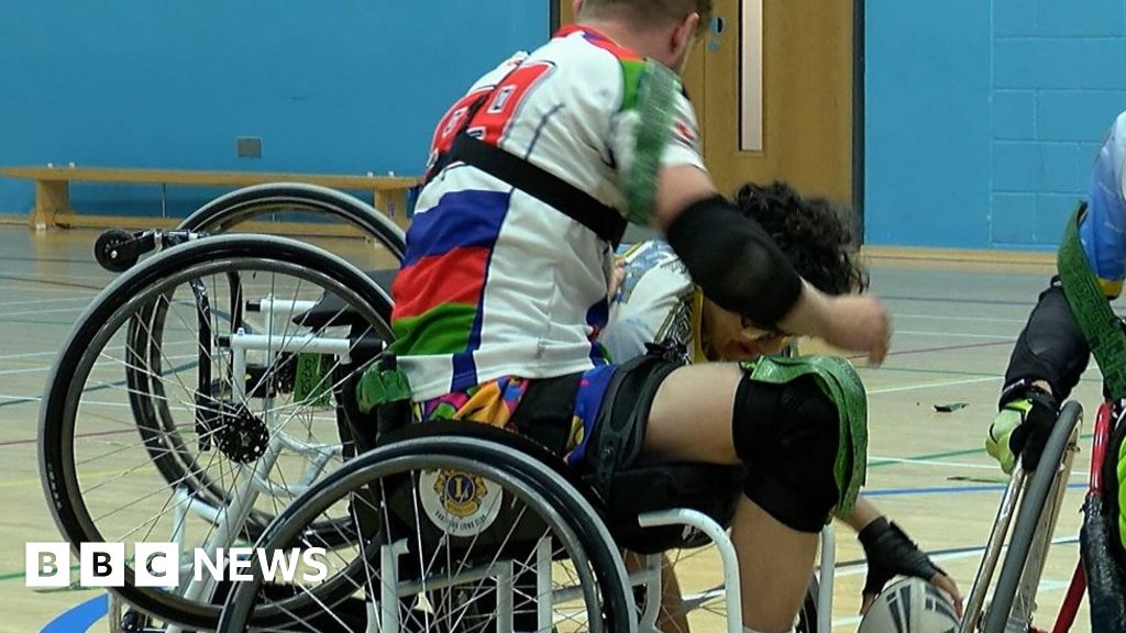 Dartford wheelchair rugby team celebrates success - BBC News