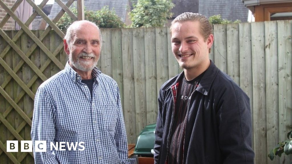 Cost of living: Dorset homeless charity demand soars - BBC News