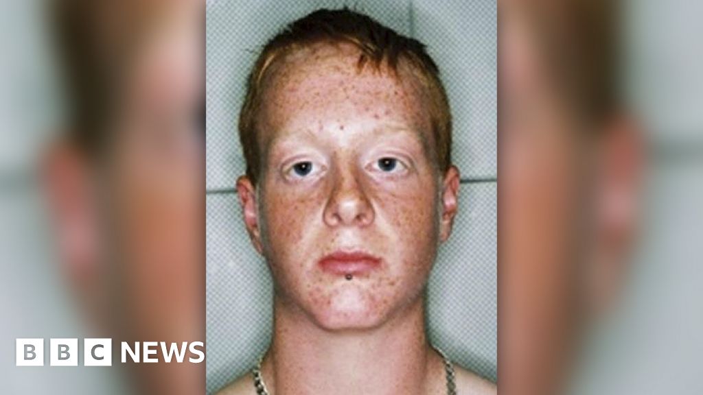 Adrian Jones: Ammanford murder conviction referred for appeal
