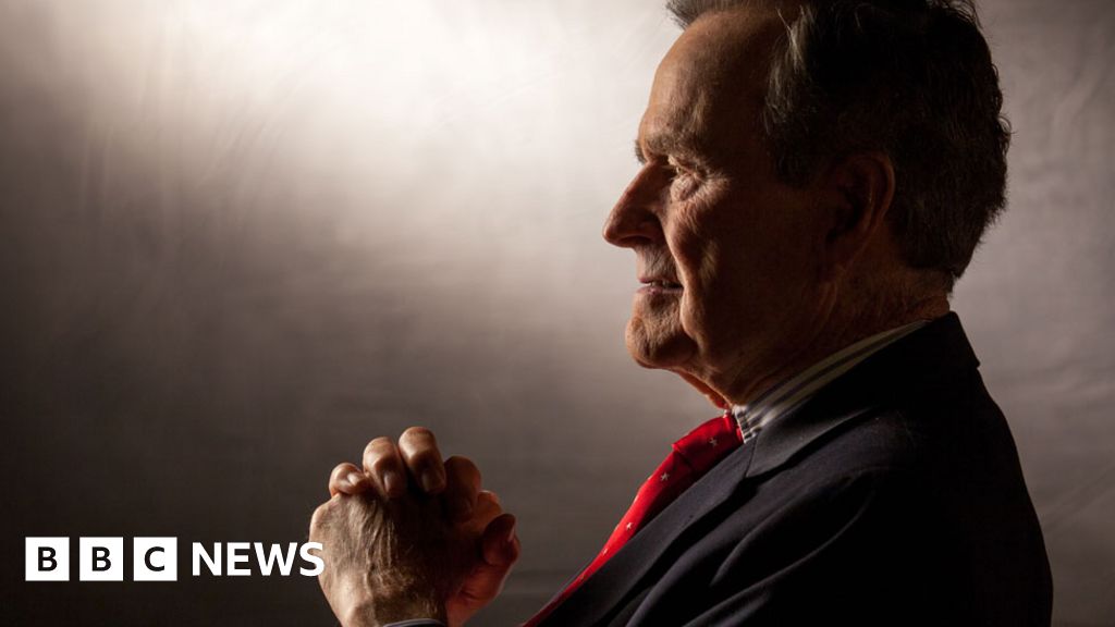 George HW Bush funeral: A legacy repackaged for Trump era - BBC News