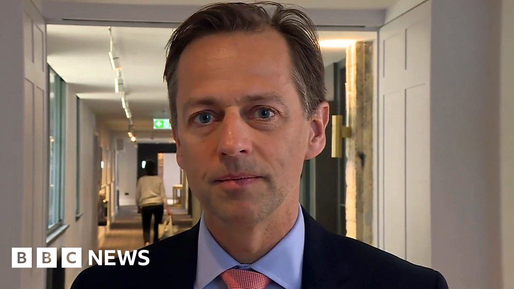 'We must be allowed to hire the best' - BBC News