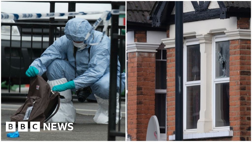 Police get more time to quiz terror suspects - BBC News