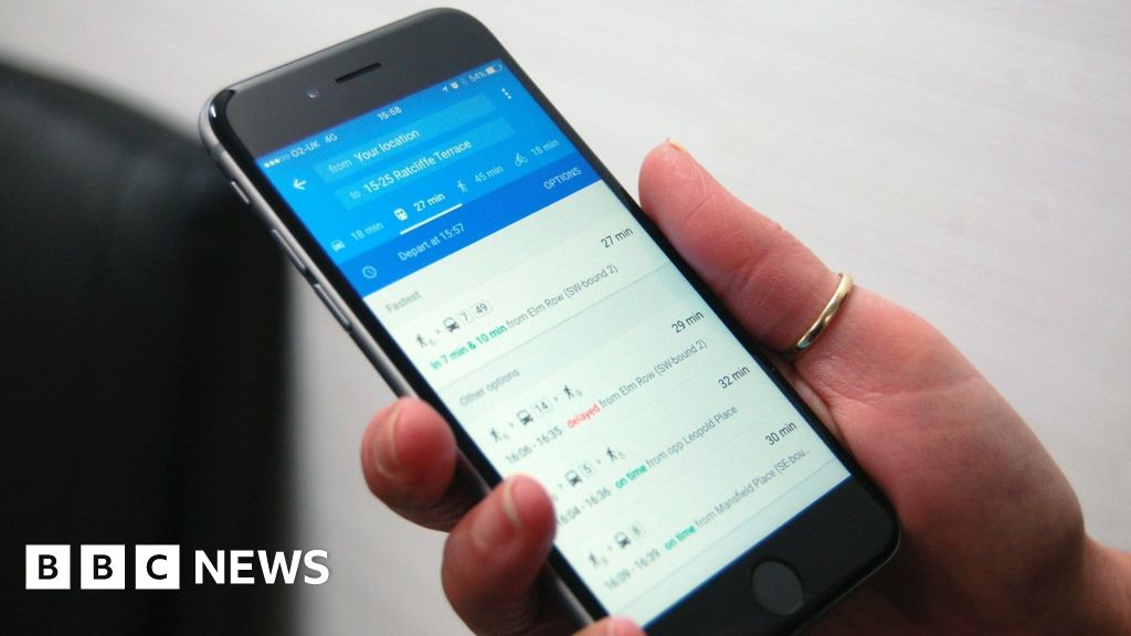 Google Maps giving live updates on Edinburgh buses and trams - BBC News