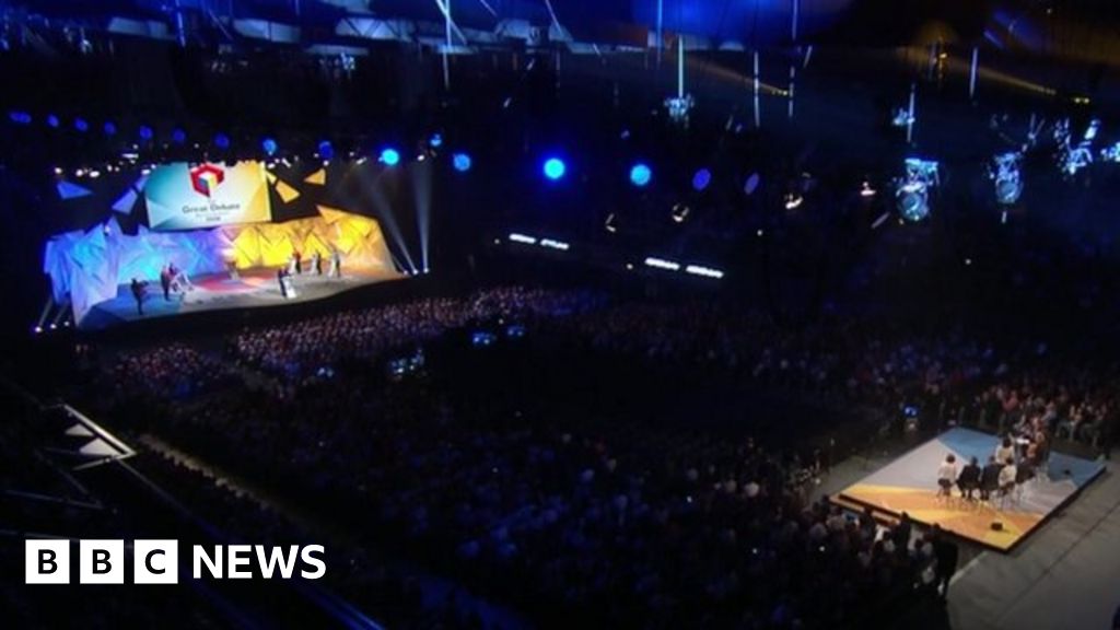 EU referendum: Rival sides clash in BBC Great Debate - BBC News