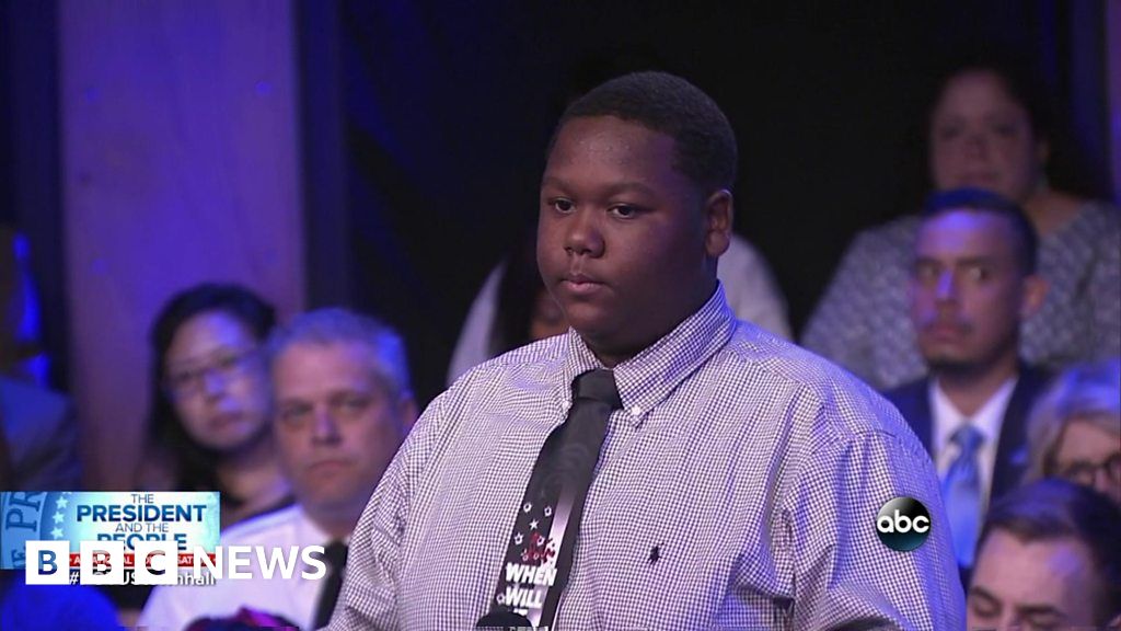 Us Police Shootings Obama Reassures Alton Sterlings Son Bbc News
