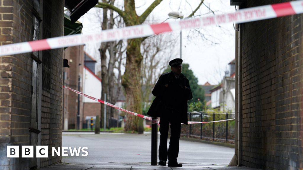 Bermondsey: Teenager charged with murder of 22-year-old woman